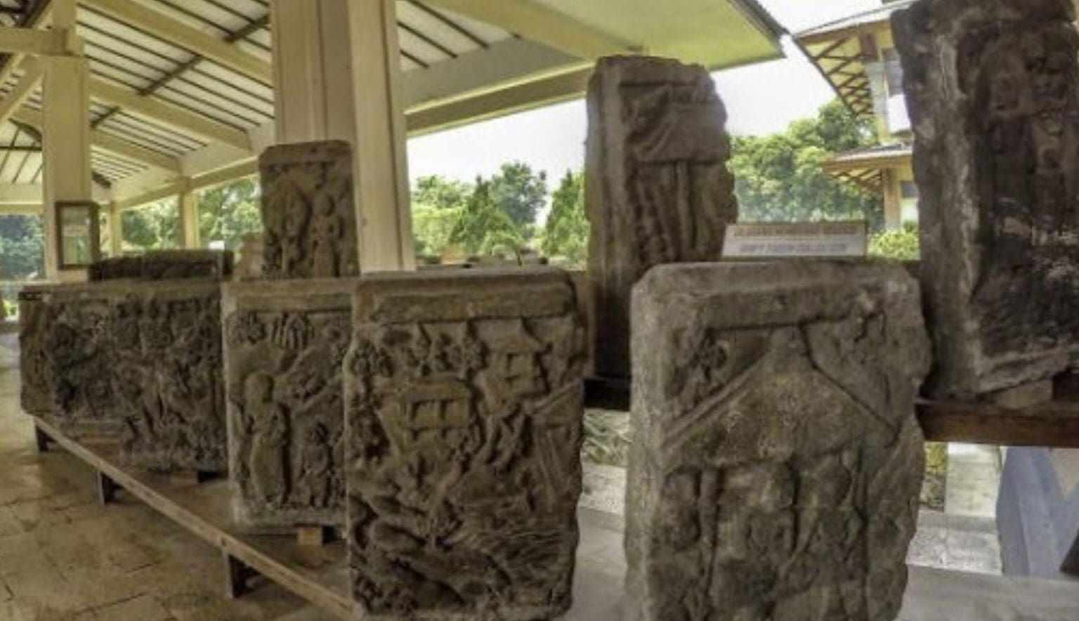 Trowulan Site Mojokerto I Museum, Candi Tikus, Bajang ratu
